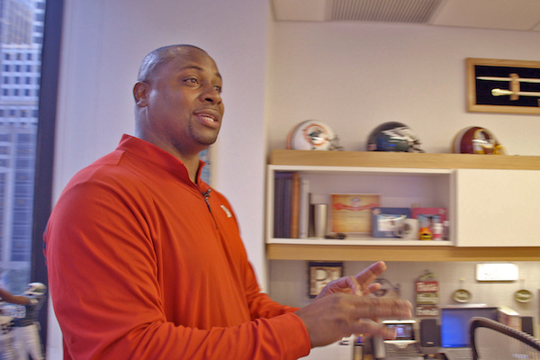 Big Apple Badgers Troy Vincent Uw Madison News