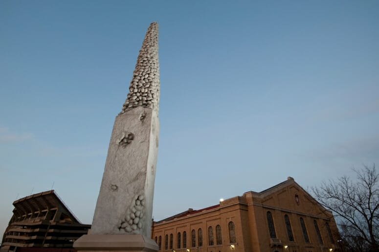 Student to student: Outdoor sculptures to admire this summer – UW ...