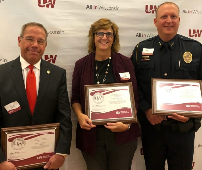 Employees whose work stood out in Extension transition win awards – UW ...