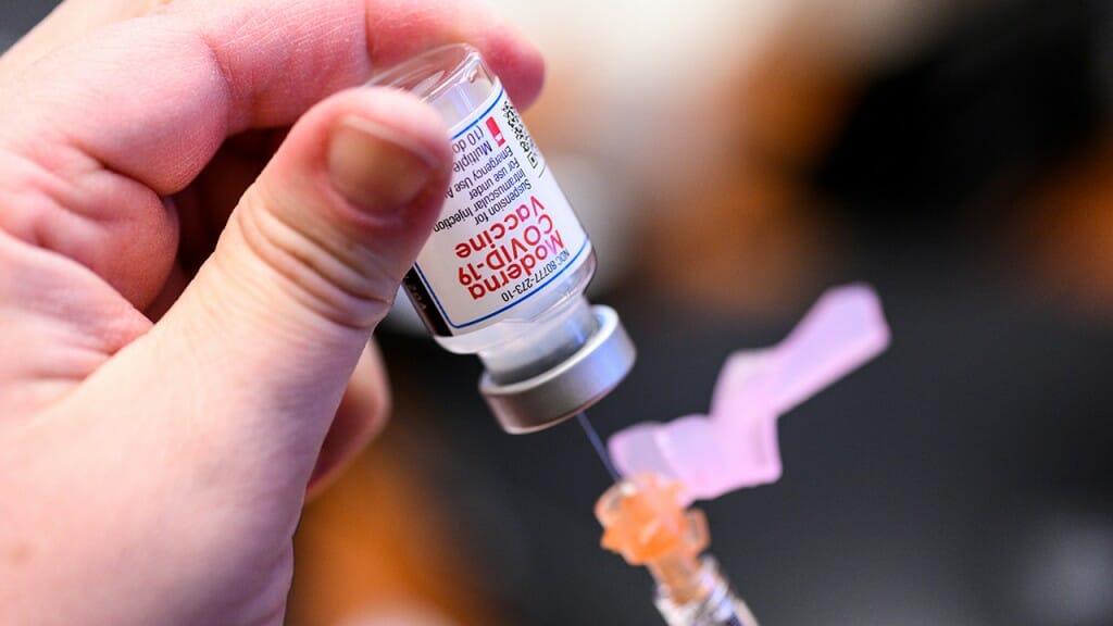 Badger Talks video: Follow vaccine etiquette – UW–Madison News