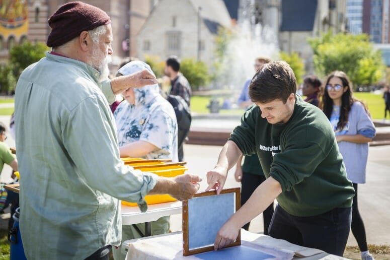 Pulping and screening: Students hand-make paper on Library Mall – UW ...