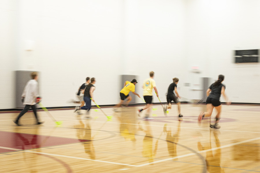 Badgers take to intramural sports in record numbers Badgers take to intramural sports in record numbers