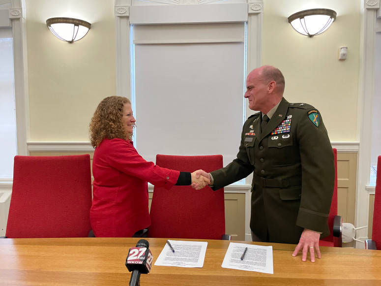 UW–Madison, U.S. Army announce partnership on environmental issues – UW ...