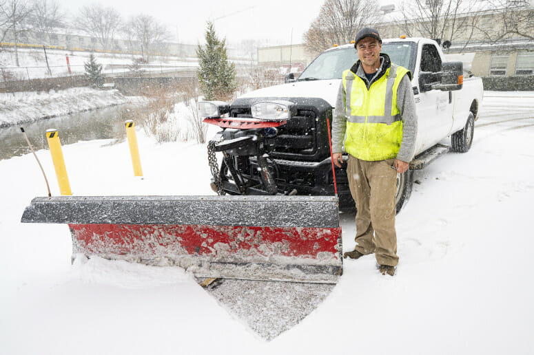 Ride along with facilities crews as they take on winter weather – UW ...