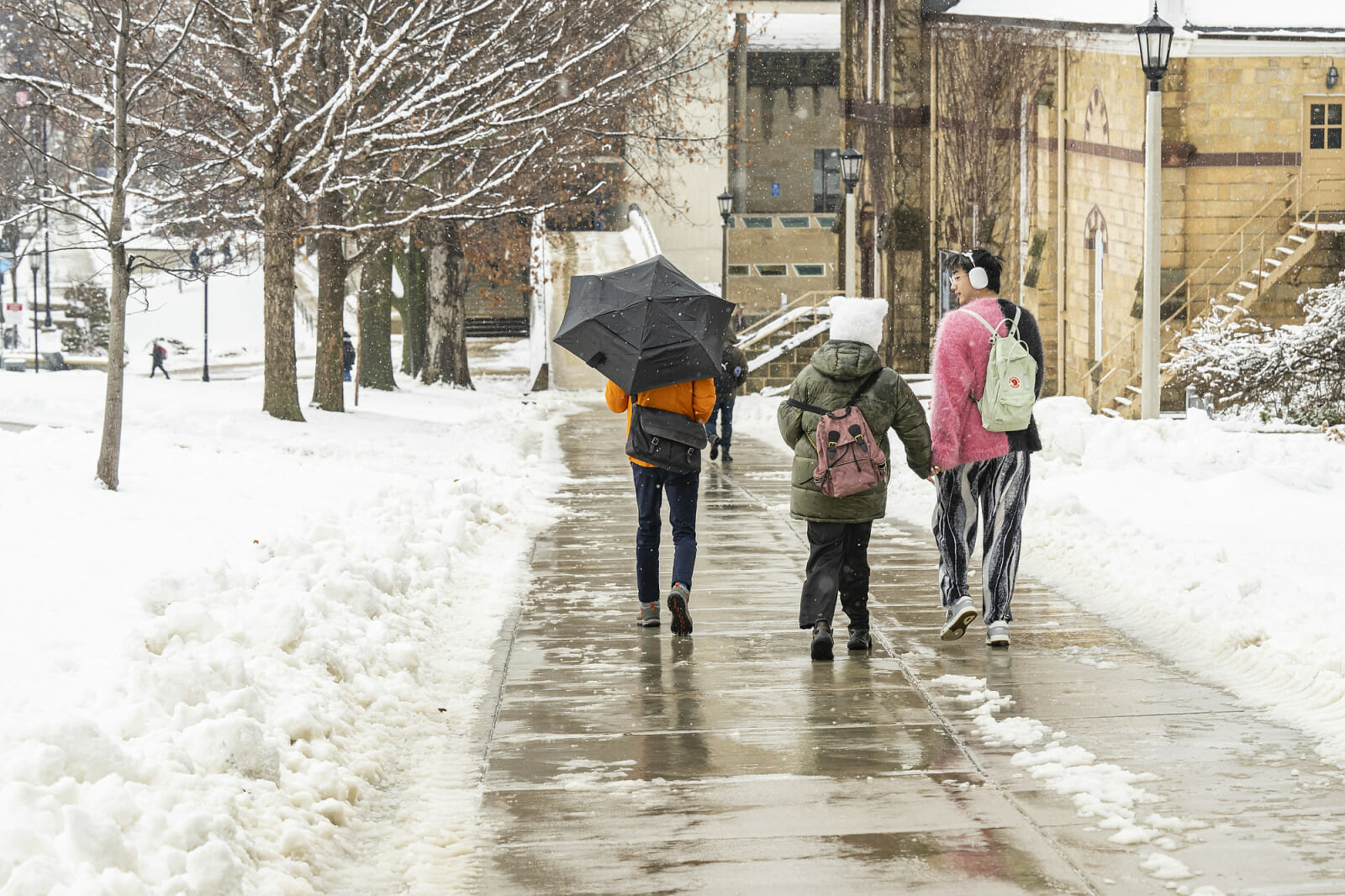 Ride along with facilities crews as they take on winter weather – UW ...