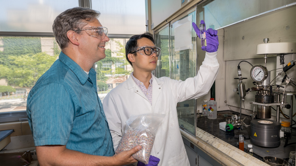 New recycling process could find markets for ‘junk’ plastic waste – UW ...