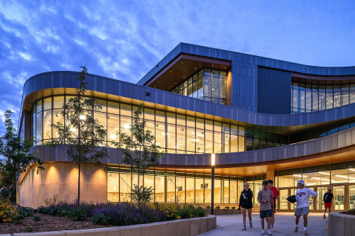 Bakke center qualities: nature, wellness, “one-stop shop” and welcoming ...