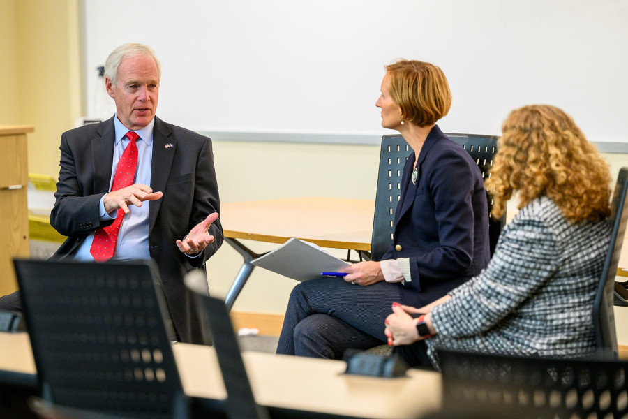 Sen. Johnson, Chancellor Mnookin lead class discussion on respectful ...