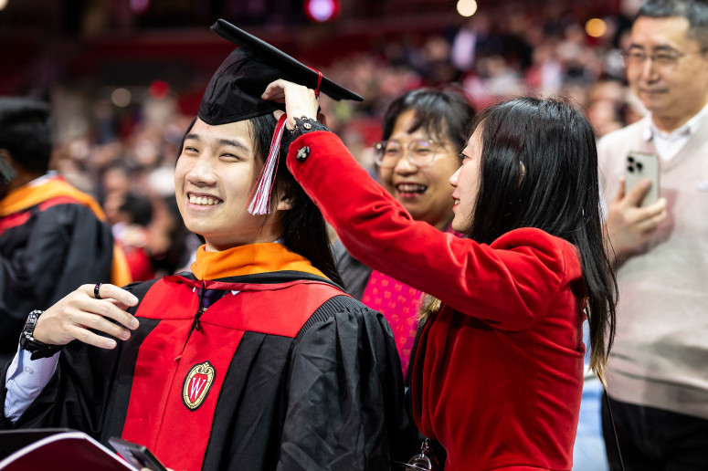 Pomp and circumstance — and glitter – UW–Madison News