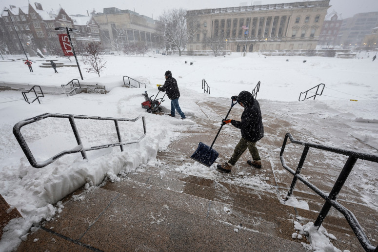 Snow arrives late but is worth the wait – UW–Madison News