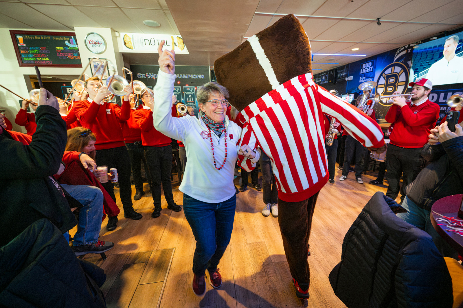 Badger fans bring the red to New Hampshire for championship – UW ...