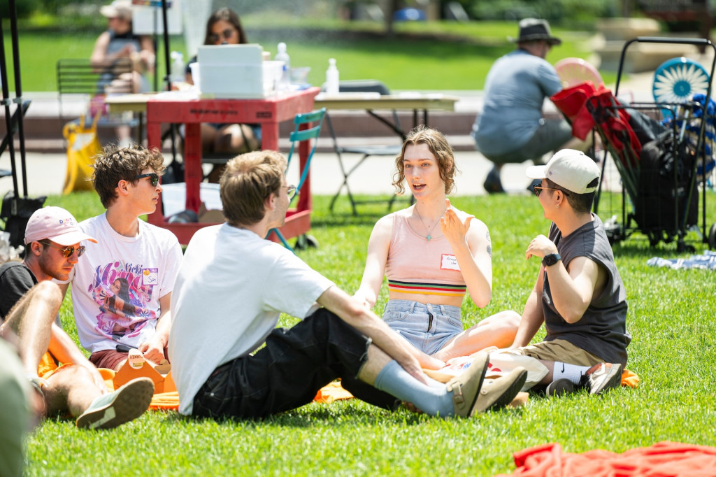 Badger pride on display at picnic – UW–Madison News