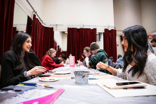 Sound art: Students turn vinyl records into paintings – UW–Madison News