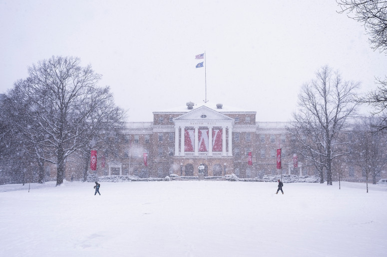 A sudden storm erupts into a Battle for Bascom – UW–Madison News